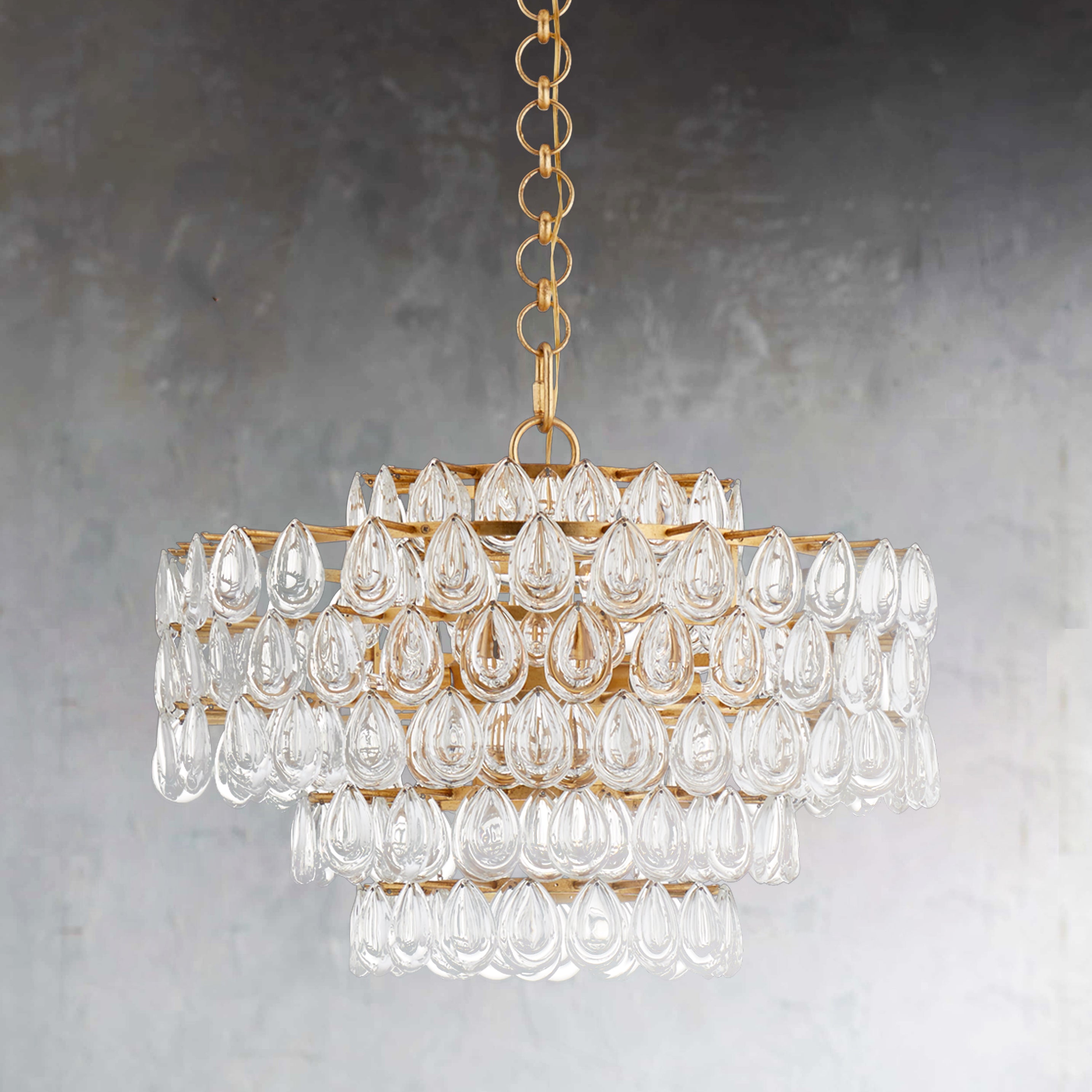 Liscia Medium Chandelier – So Unique Home